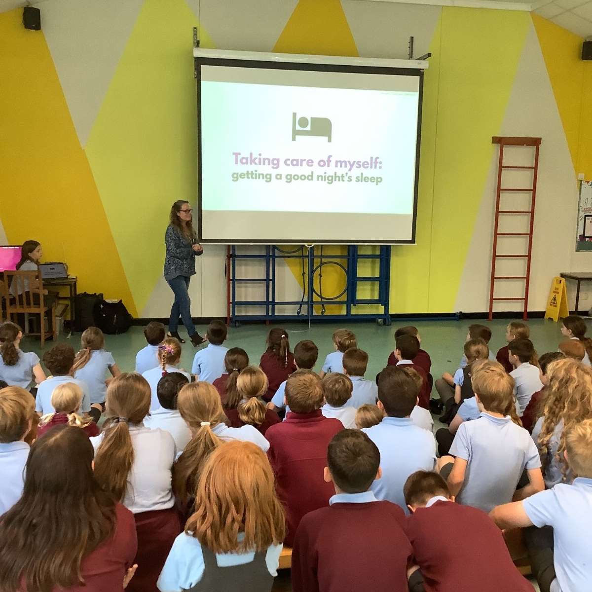 Dobwalls Community Primary School - Sleep and screen time assembly