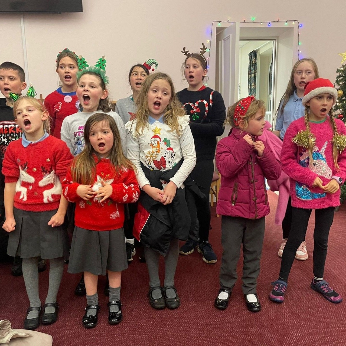 Dobwalls Community Primary School - Christmas Carol Singing