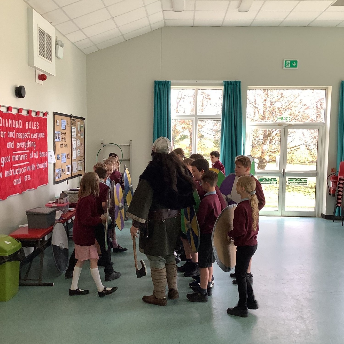 Dobwalls Community Primary School - Viking Visits Dobwalls!